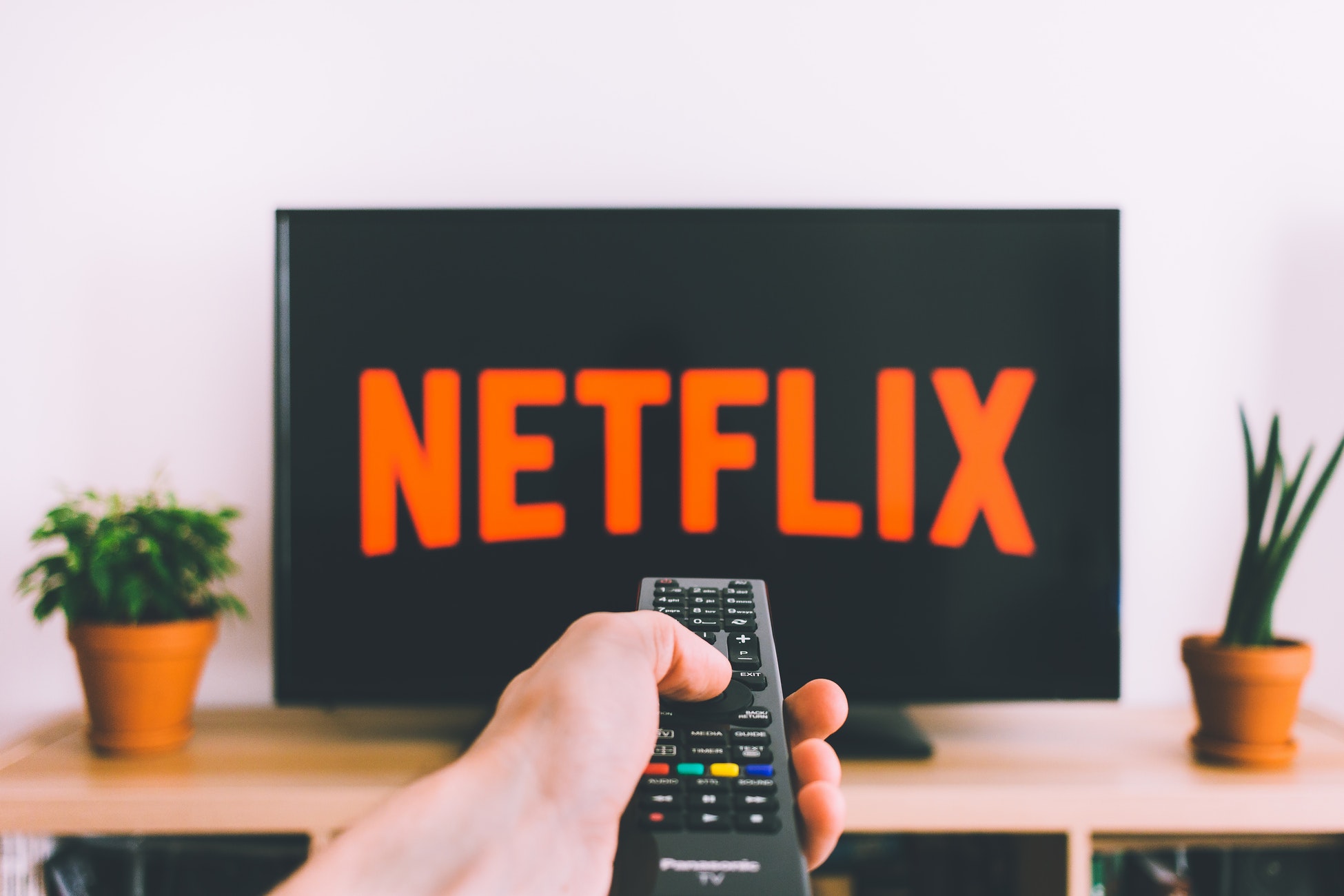 Netflix Pula Dilaporkan Ingin Membeli Warner Bros | Amanz