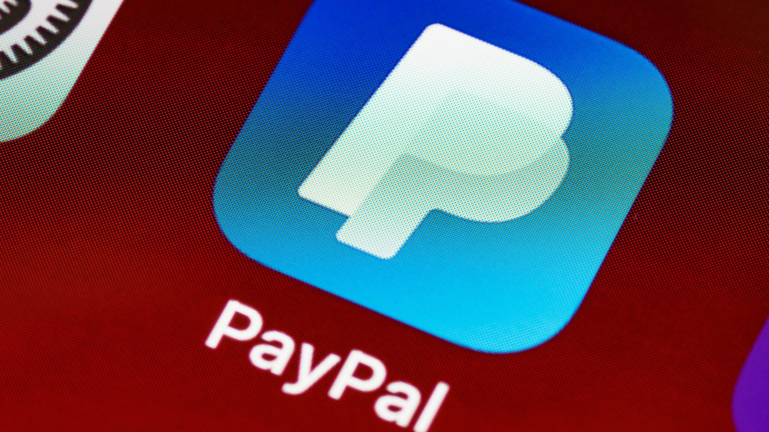 Enrique Lores Akan Menggantikan Alex Chriss Sebagai CEO PayPal | Amanz