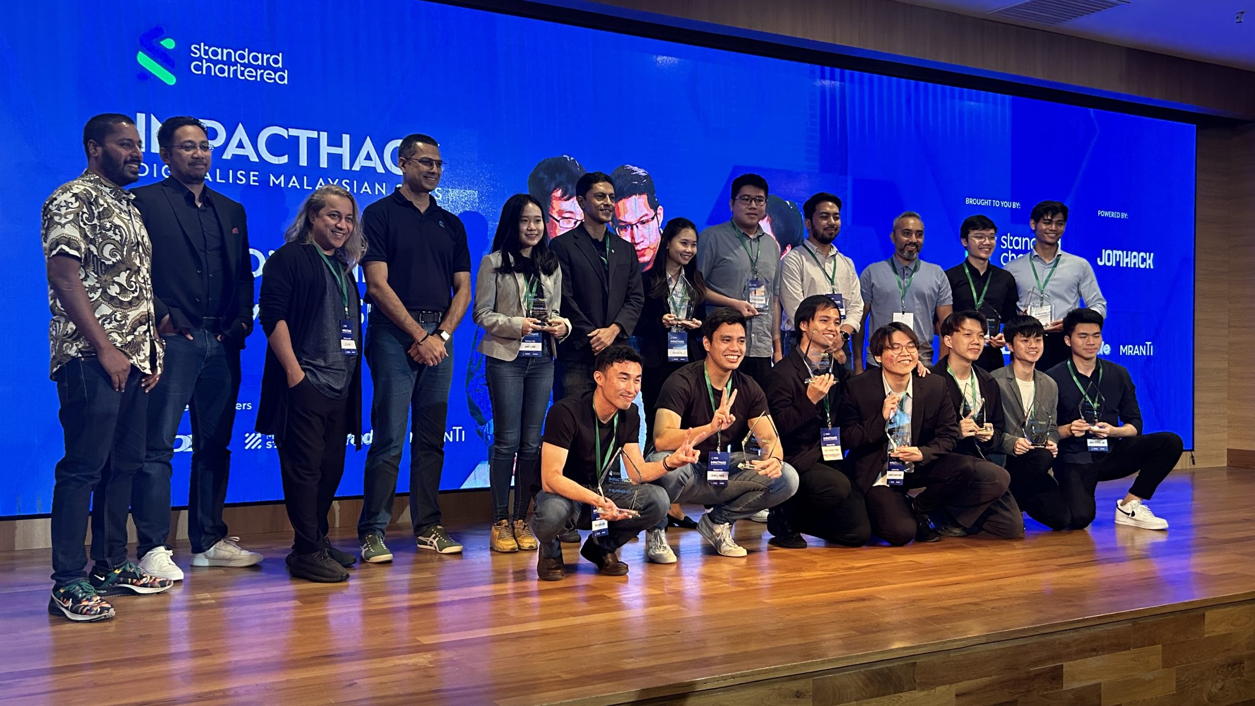 Kumpulan DoBetter Juara Hackathon ImpactHack 2023, Bawa Pulang RM30,000 | Amanz