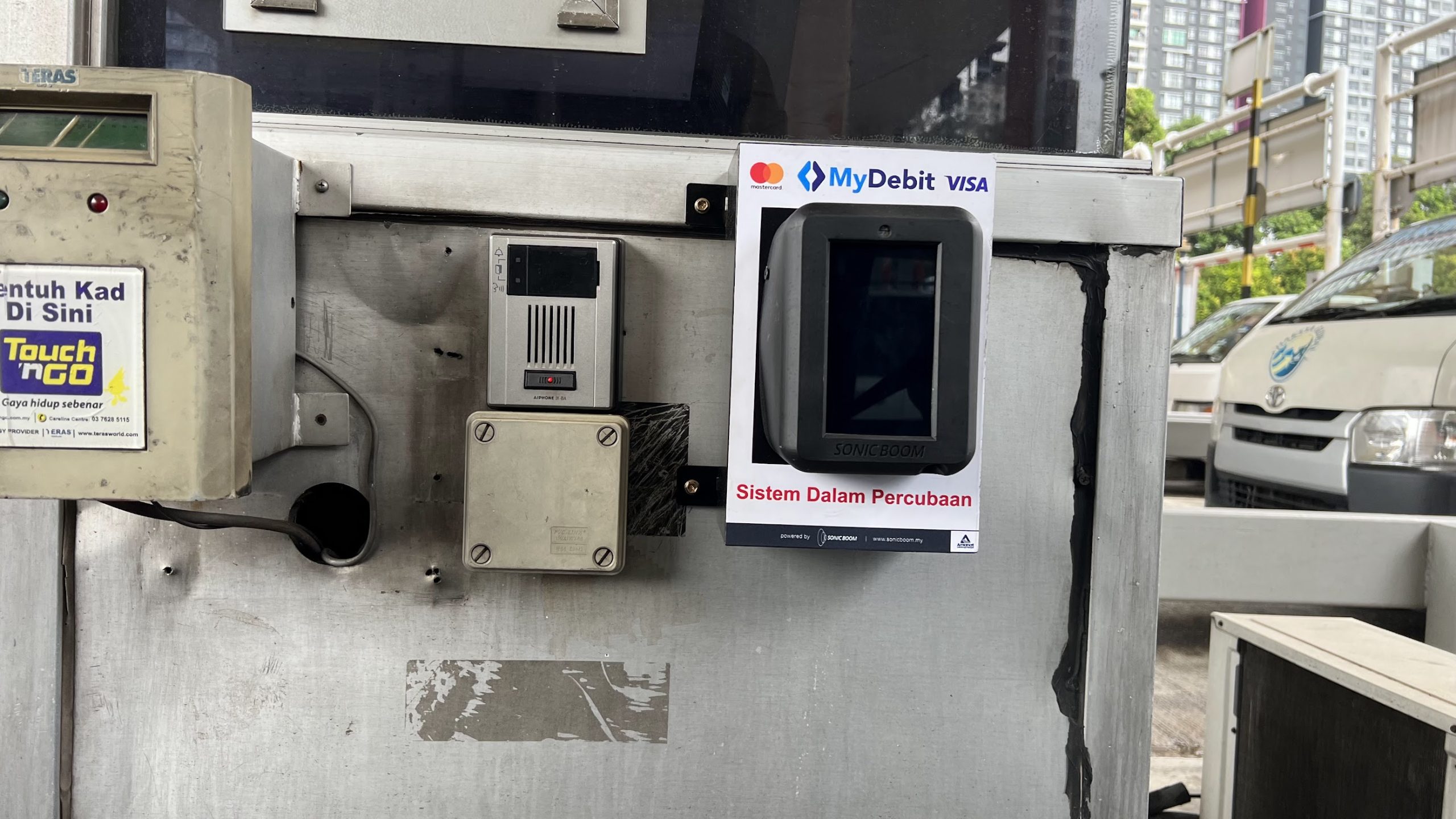Terminal MyDebit Sudah Mula Dipasang Dan Diuji Di Tol Lebuhraya KESAS ...