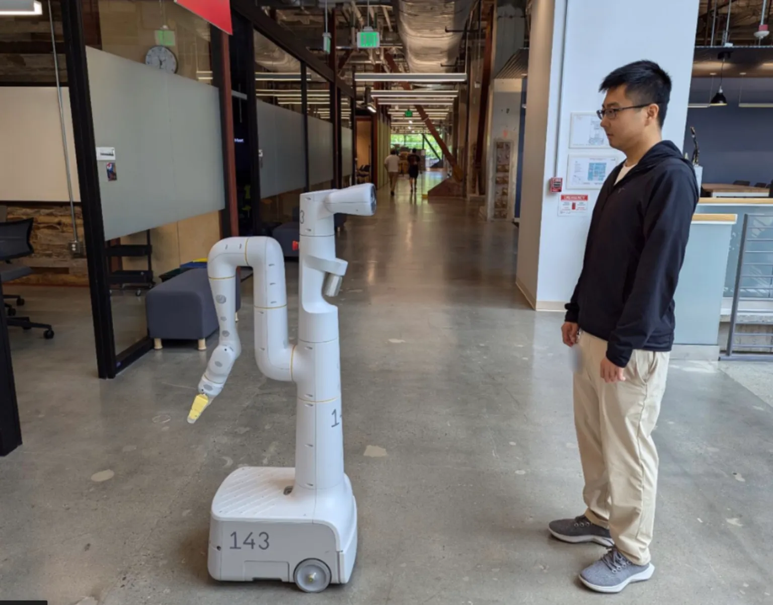 Google Mula Menguji Robot Yang Dikuasakan Gemini | Amanz