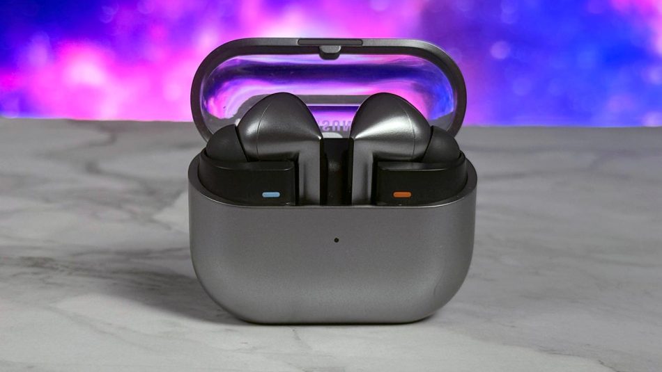 Counterpoint – Trend Pertumbuhan TWS Global Dijangka Kekal Konsisten Hingga 2028 | Amanz