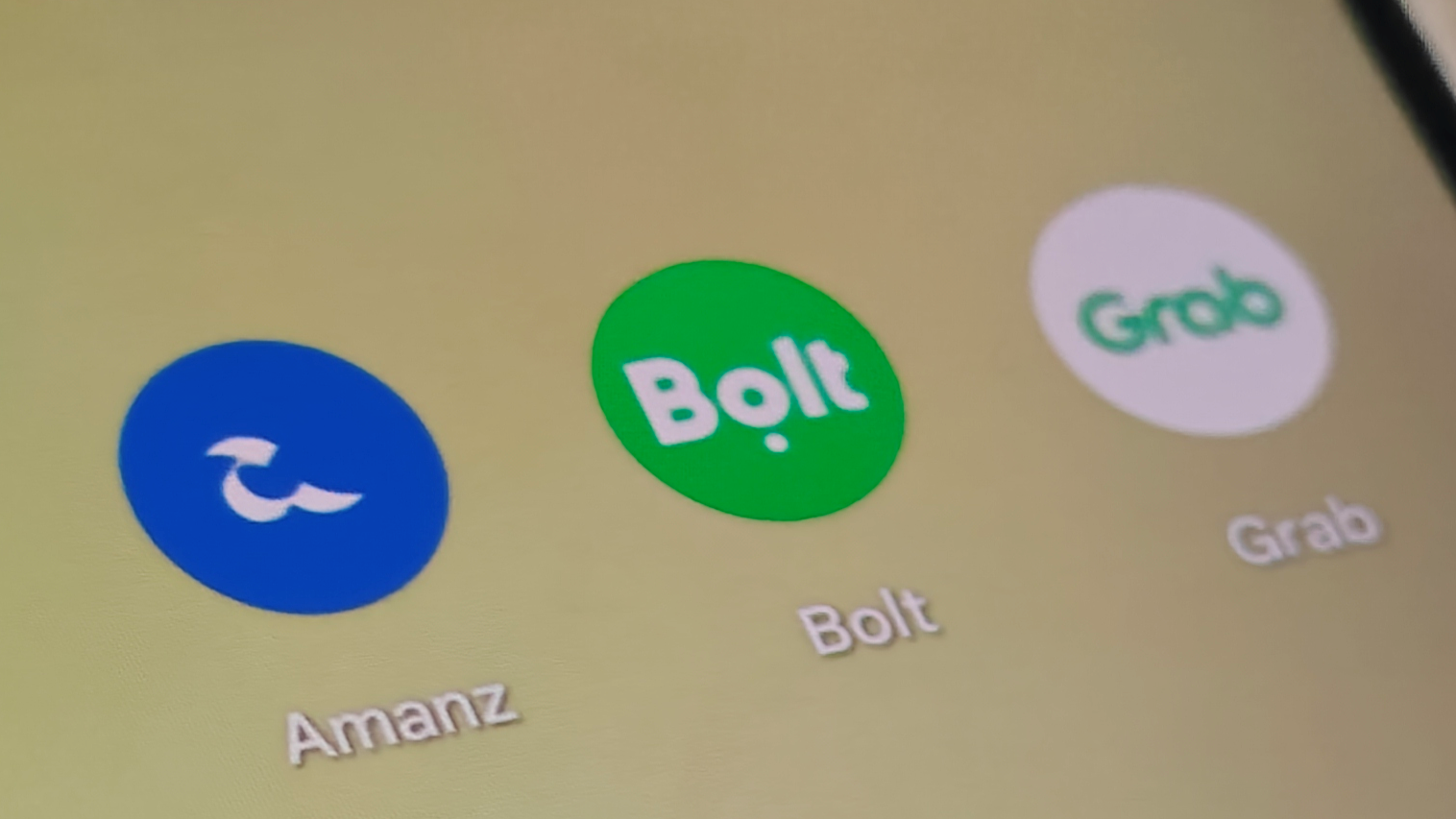 Anda Kini Boleh Menempah Kereta Seru-Pandu Bolt Dengan Diskaun Sehingga ...